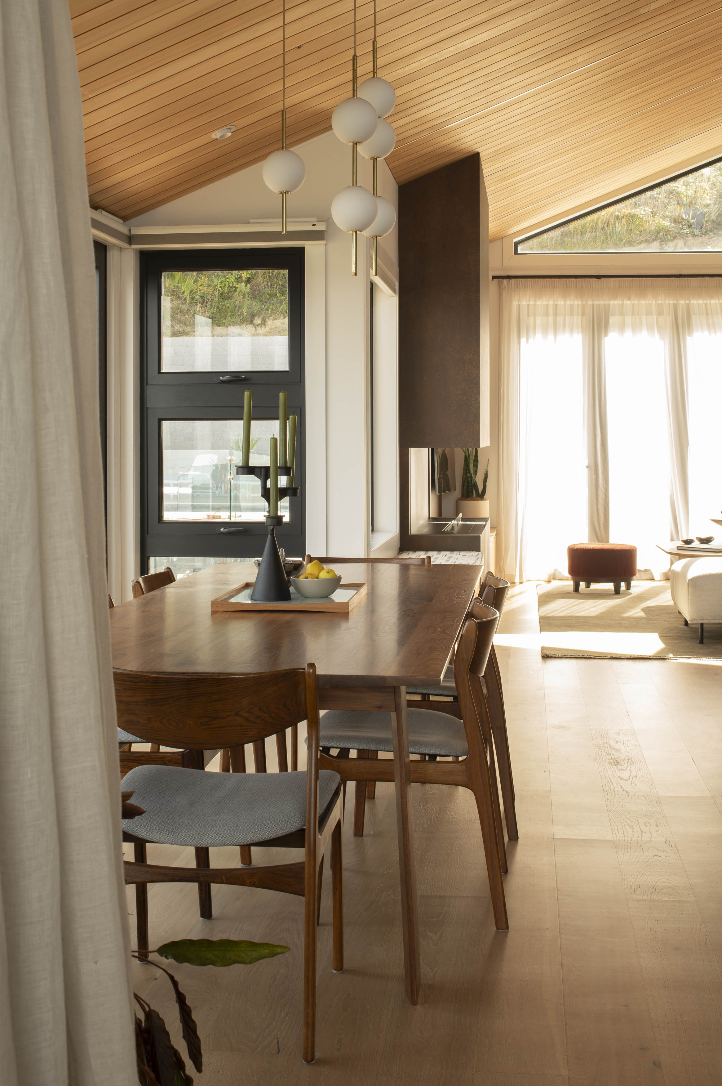 A Radiant Standout in Khandallah – Nightworks Studio